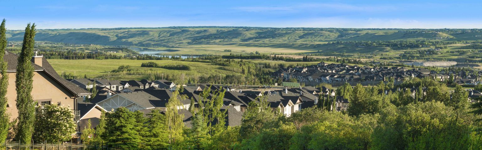 What Is an HOA? – Crestmont Hall